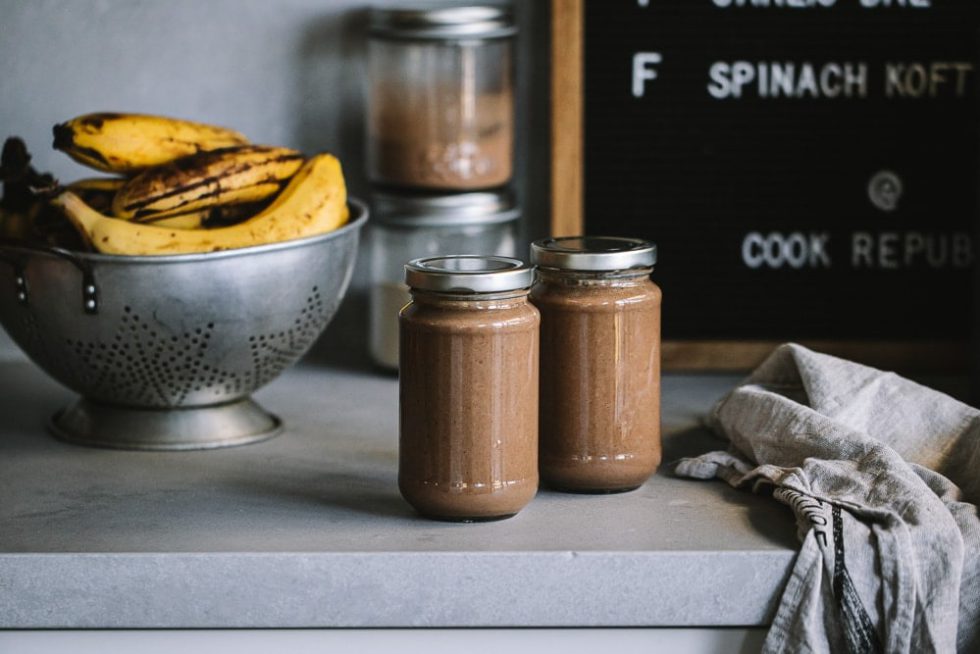 Happy Smoothie (Banana And Cacao Smoothie) - Cook Republic